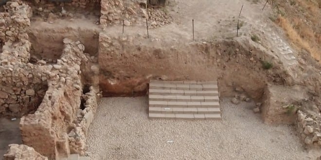 The Ancient Canaanite Palace at Hazor | Dr. Claude Mariottini ...